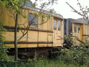 Abandoned train transformed into a bookstore in France - Planet Custodian