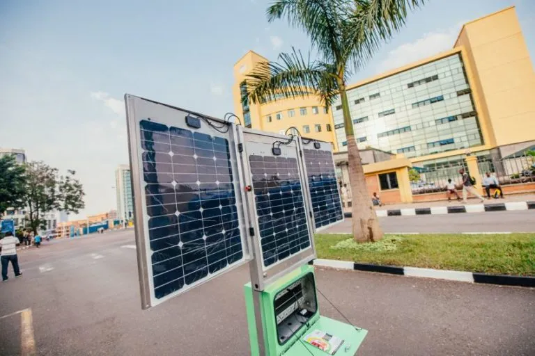 Rwandan startup’s solar-powered kiosk charges 30 phones at once and ...