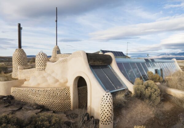 What is a Mud House? Pros and Cons of Mud Houses
