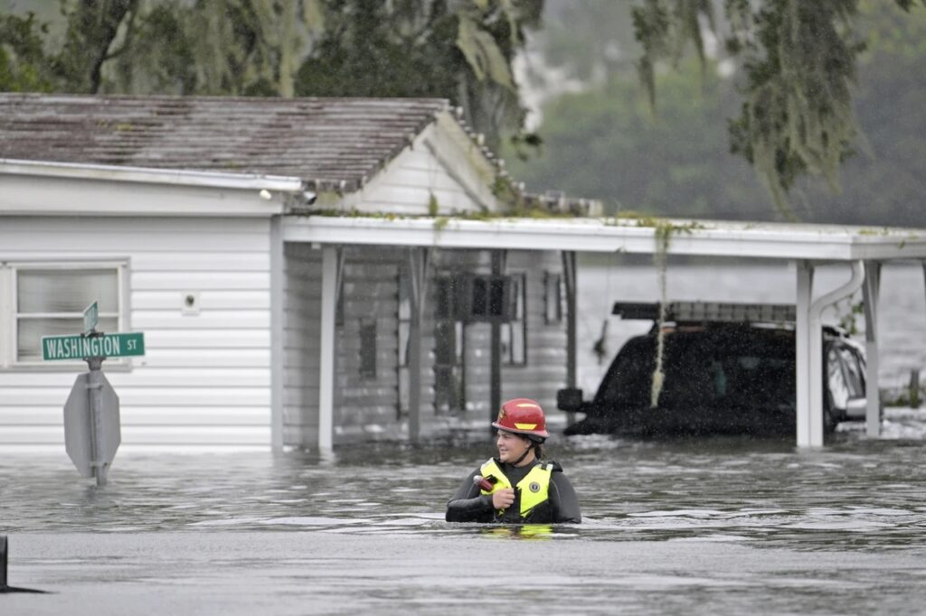 Hurricane Ian Leaves a Trail of Destruction, In Pictures