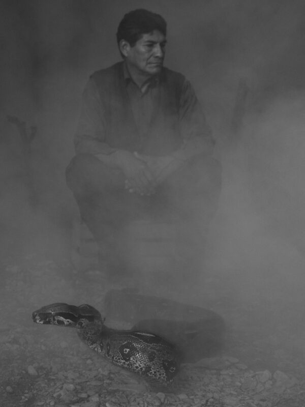 Engrossing Photos of Climate Change-Impacted People & Animals